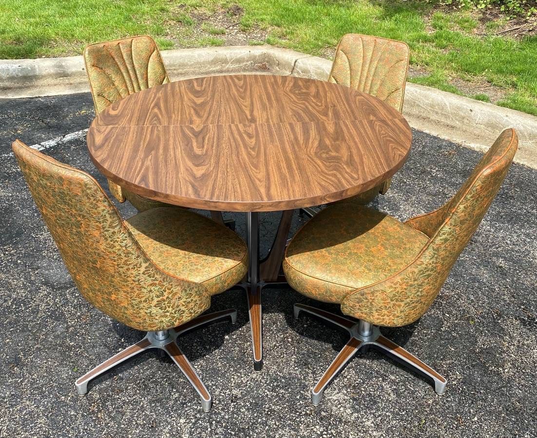 Chromcraft Dining Room Furniture