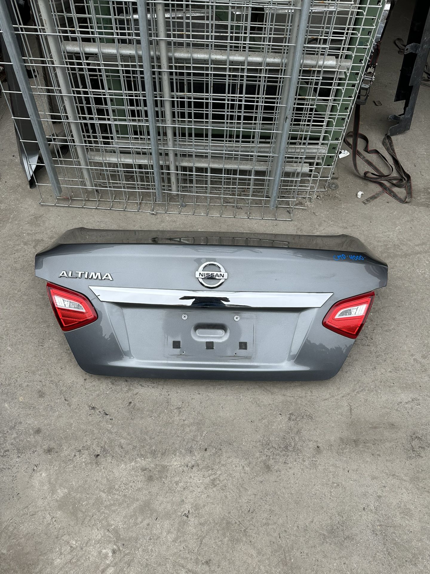 Nissan Altima 2016/2017/2018 Trunk Trunk Lid Complete for Sale in ...