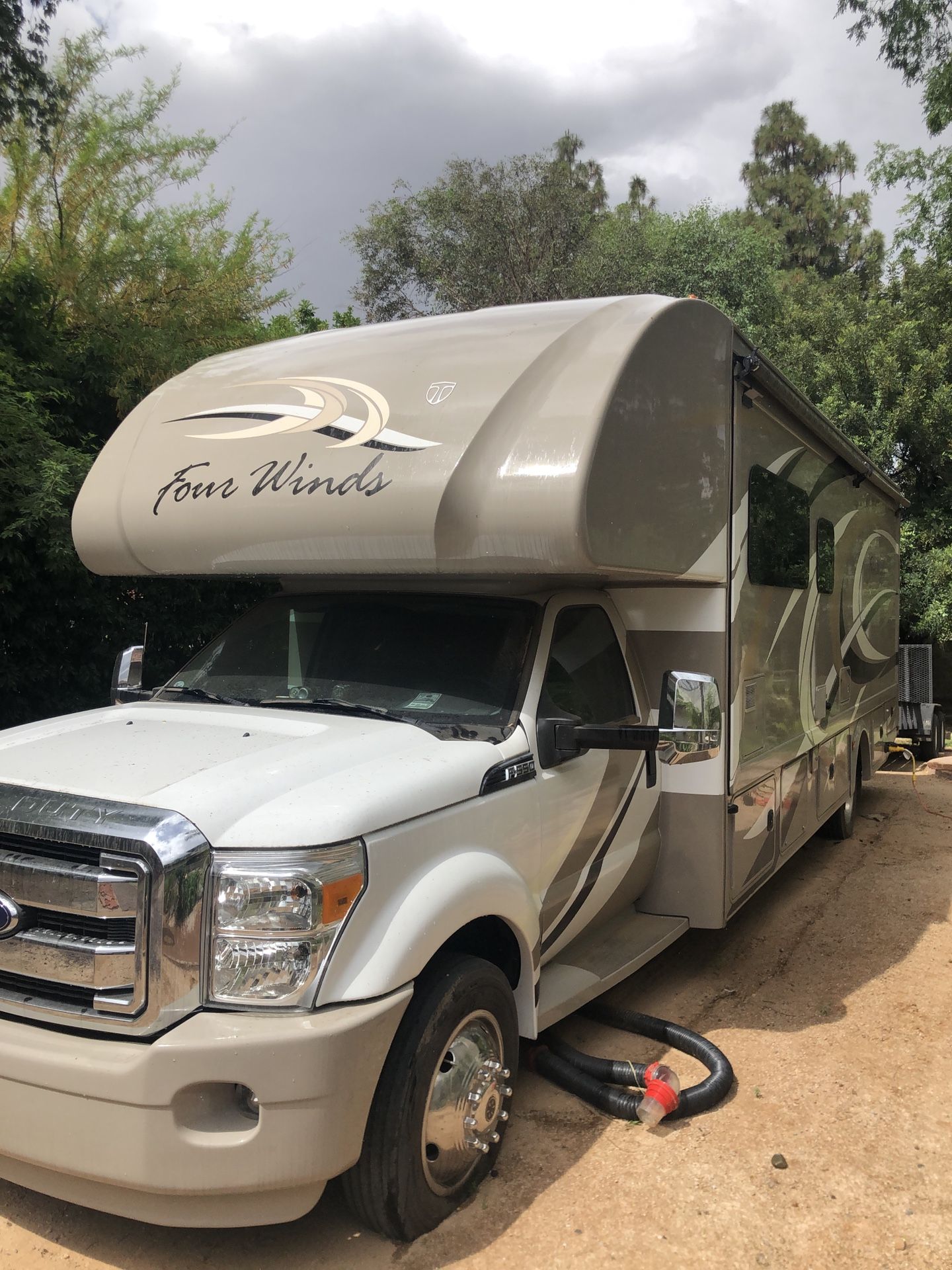 15’ Thor Four Winds 33SW Class-C Motorhome RV, F550 Turbo Diesel, 4.5k ...