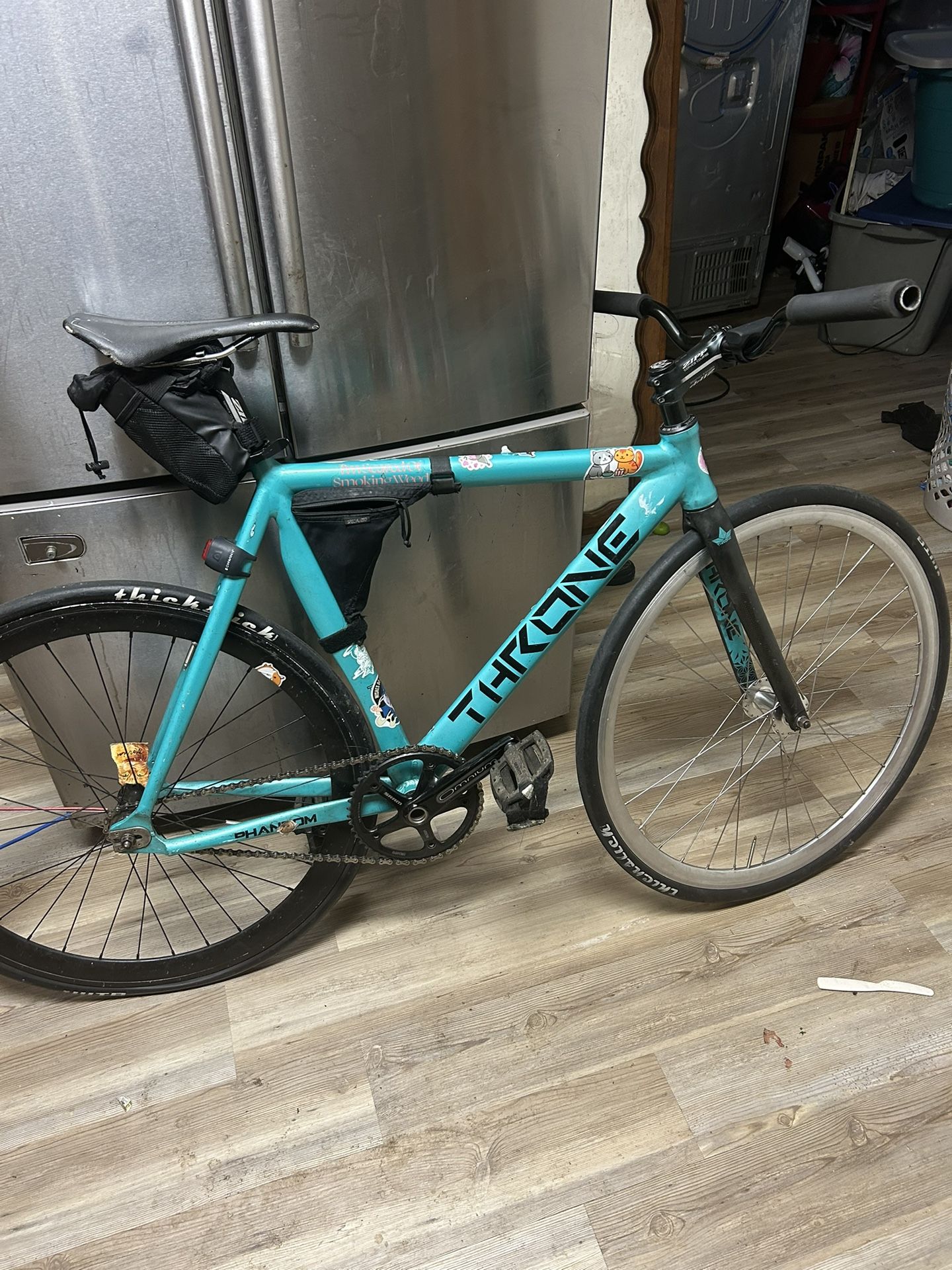 Throne Phantom for Sale in Fresno, CA - OfferUp