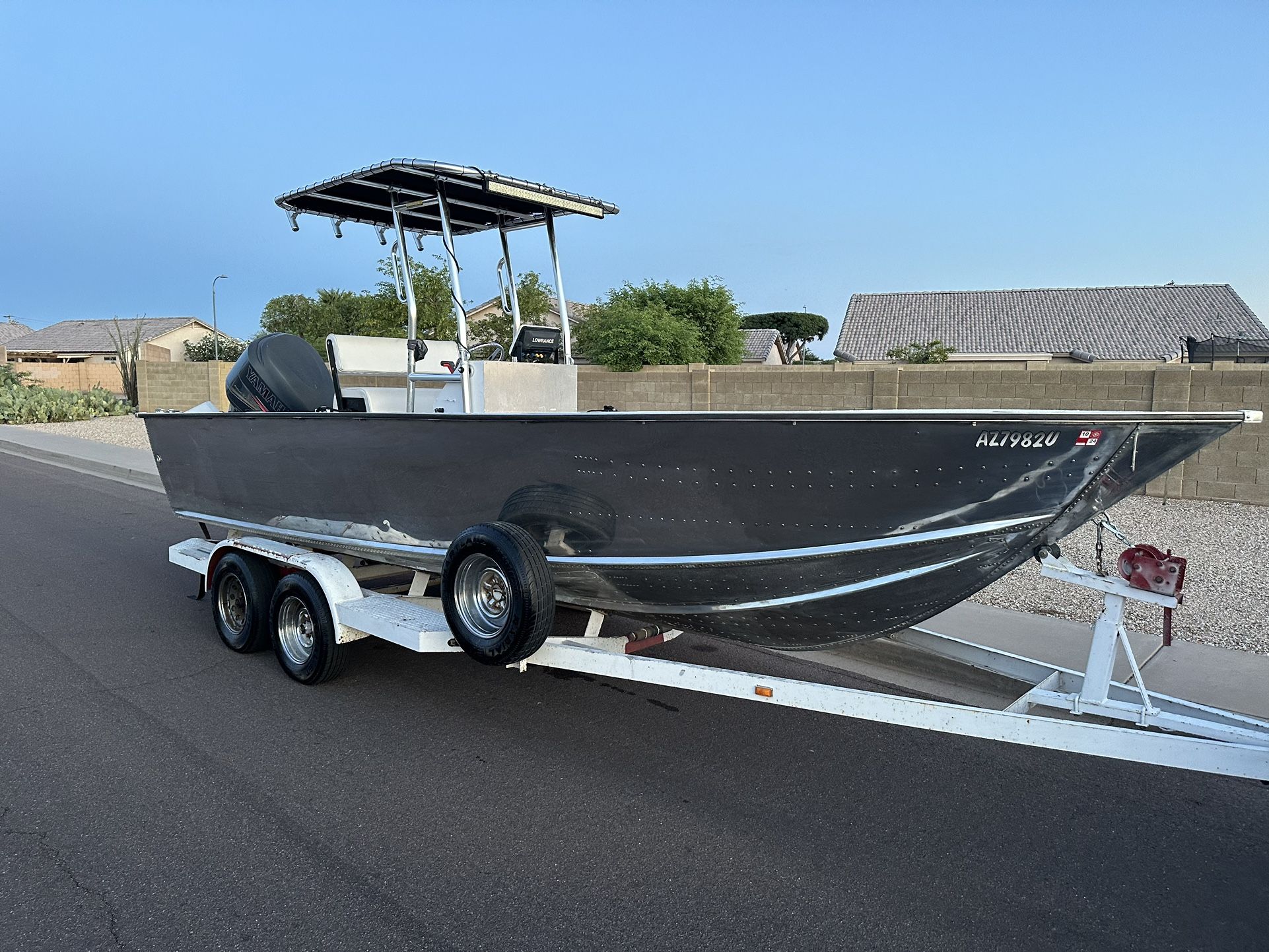 Center Console. StarCraft 22Ft for Sale in Glendale, AZ - OfferUp