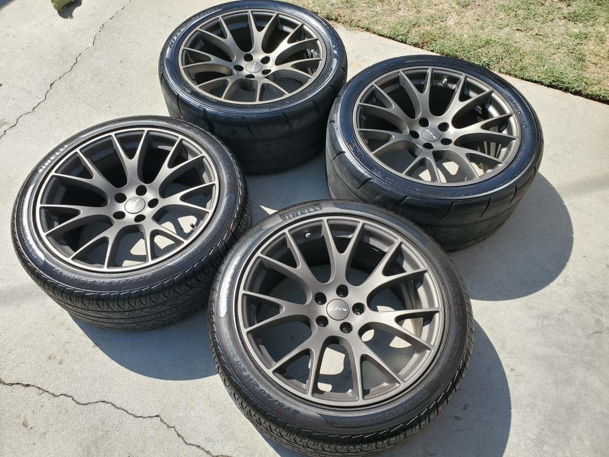 20 Hellcat OEM Factory Brass Monkey Wheels Pirelli Nitto NT05R 20x11 ...