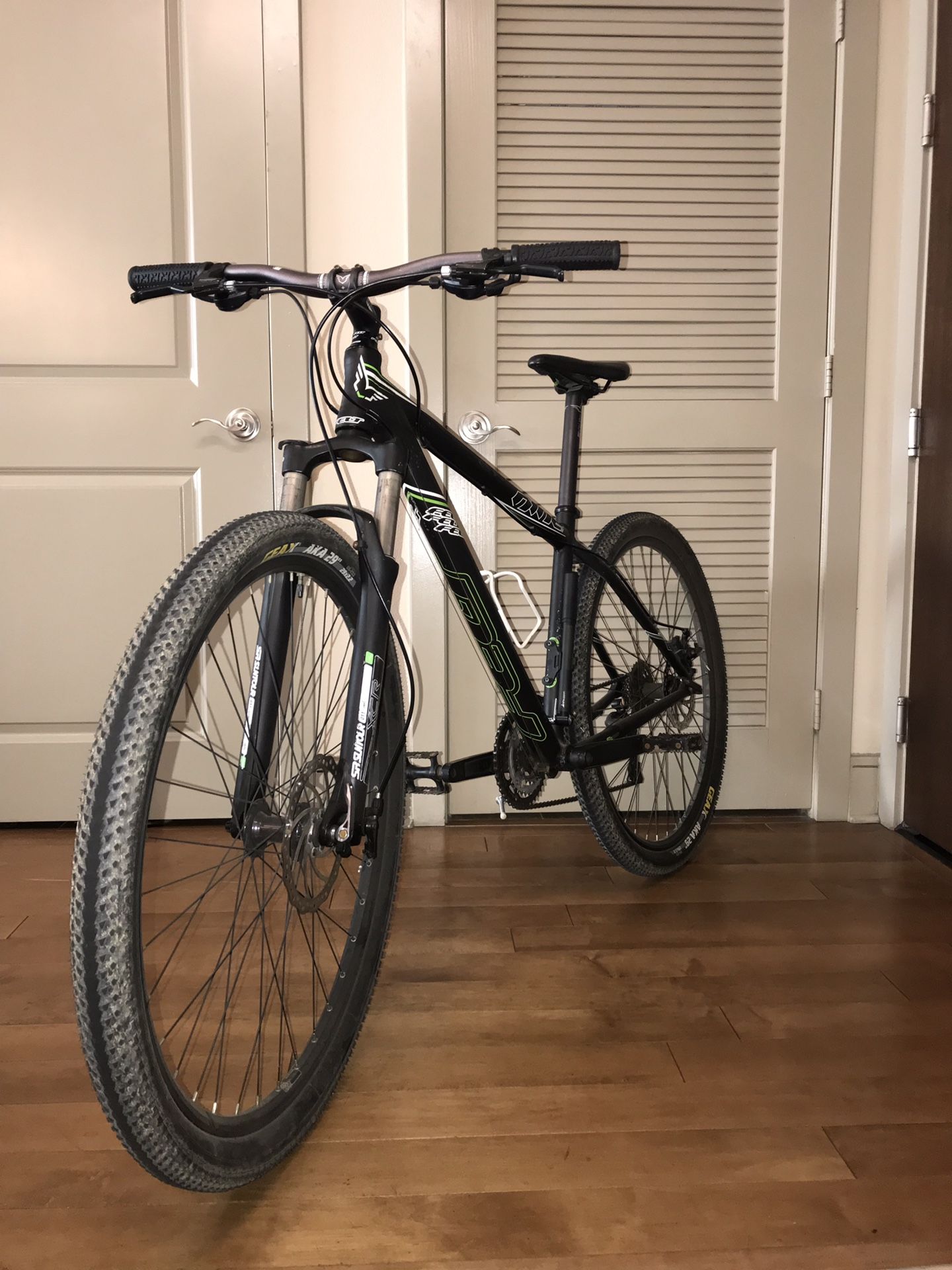 Mountain Bike - Felt Nine Trail 29ER Hardtail for Sale in Anaheim, CA ...