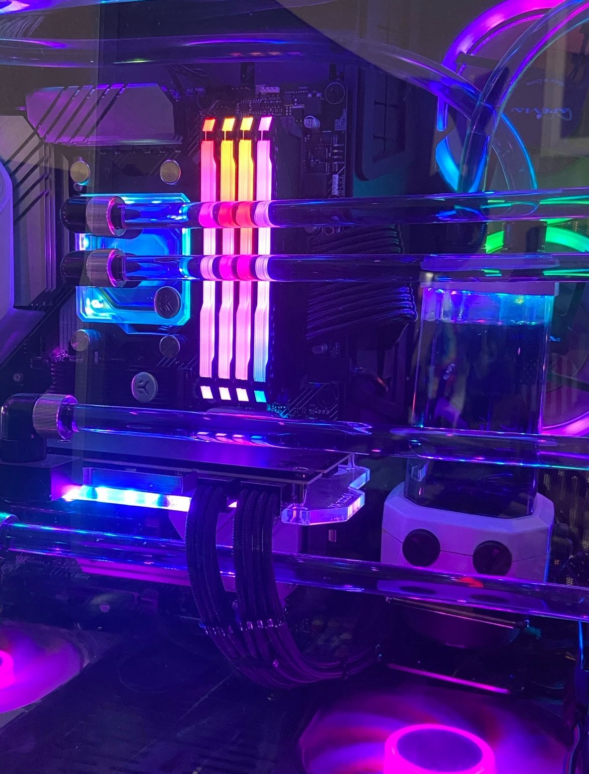 Custom Water Cooled Gaming PC for Sale in Irvine, CA - OfferUp