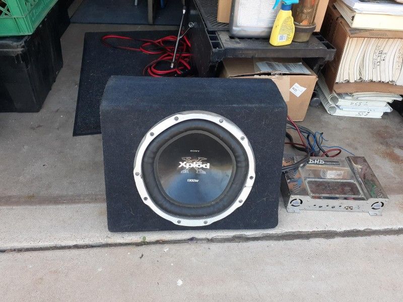 12 inch subwoofers and Amp for Sale in Phoenix, AZ - OfferUp