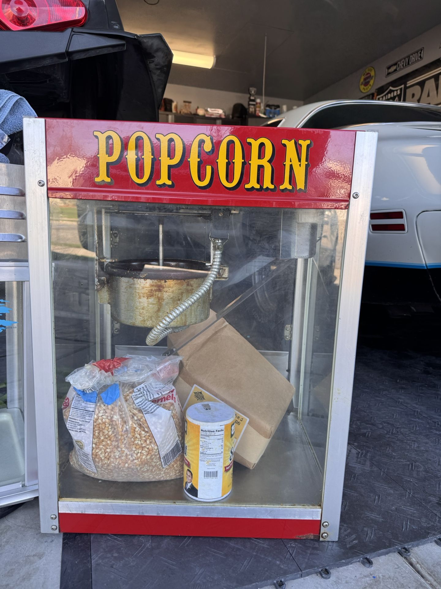 Paragon Popcorn Machine for Sale in Cypress, CA - OfferUp