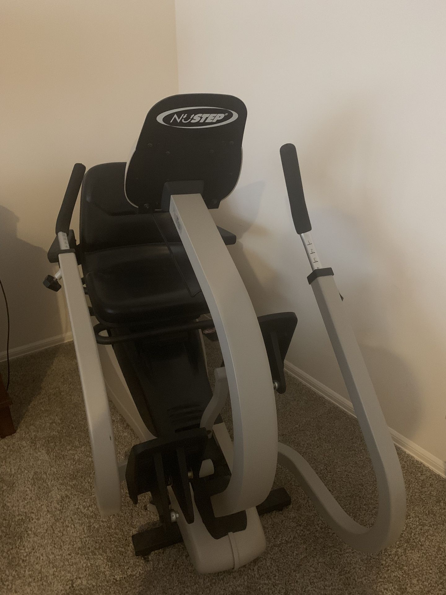Nustep TRS 4000 T4 cross trainer recumbent bike bicycle for Sale in ...