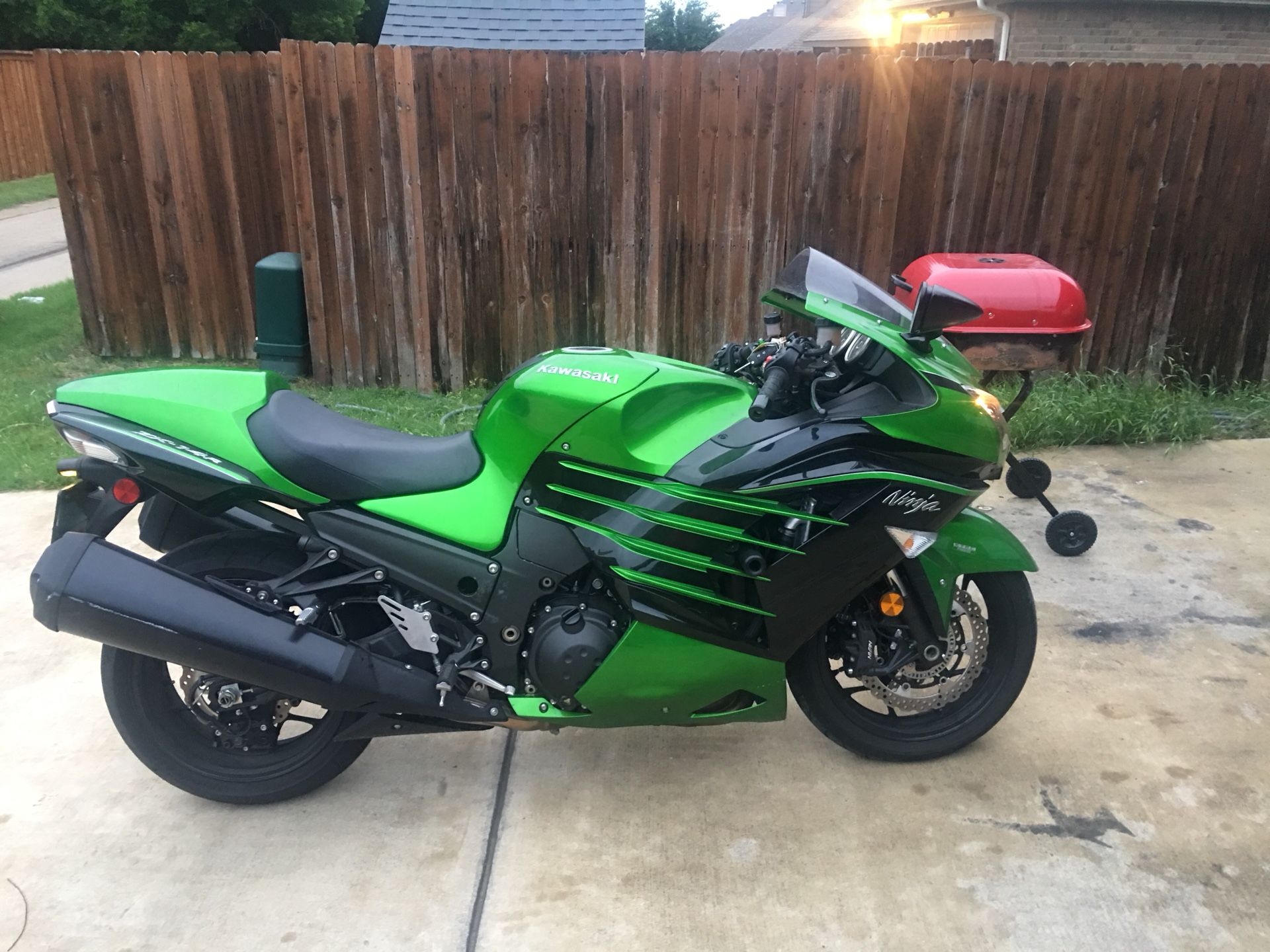 2016 Kawasaki ZX14 for Sale in Red Oak, TX - OfferUp