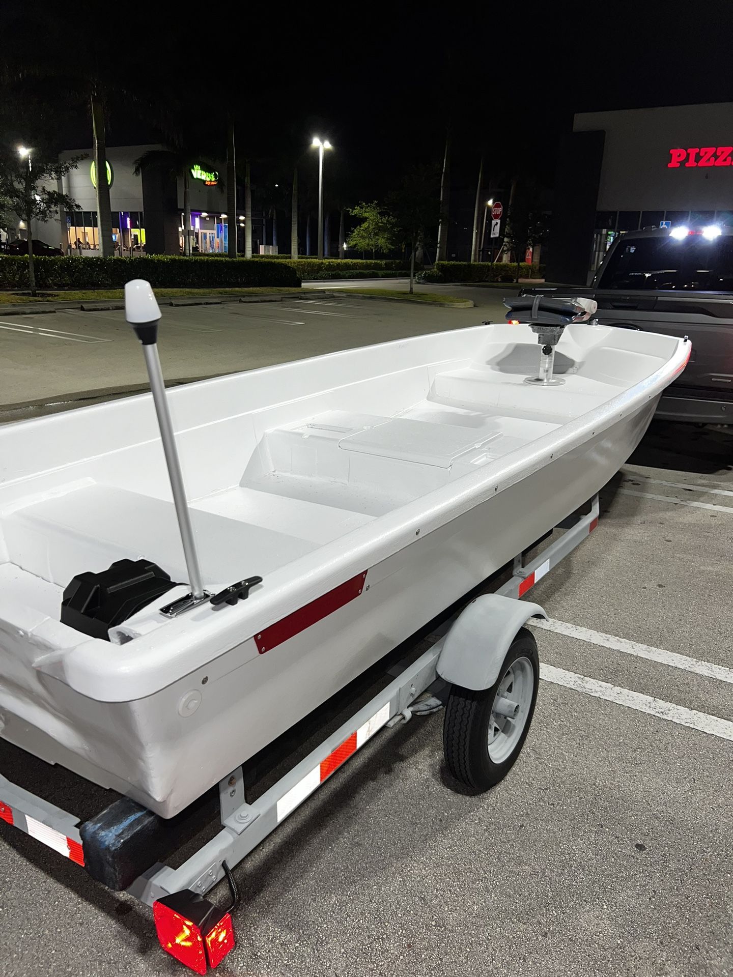 14 Foot Fiberglass John Boat for Sale in Miami, FL - OfferUp