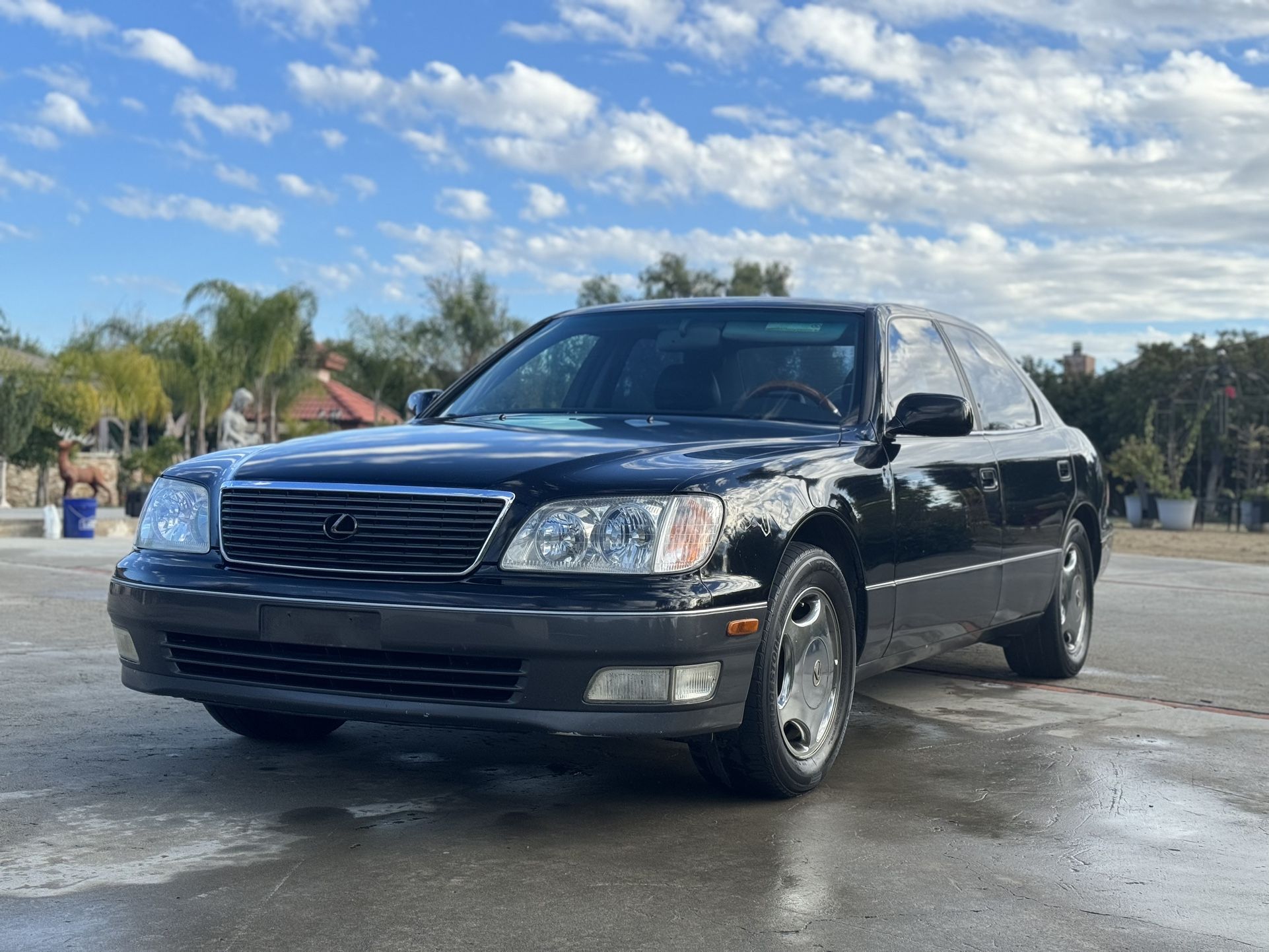 1999 Lexus LS400 Platinum for Sale in Escondido, CA - OfferUp