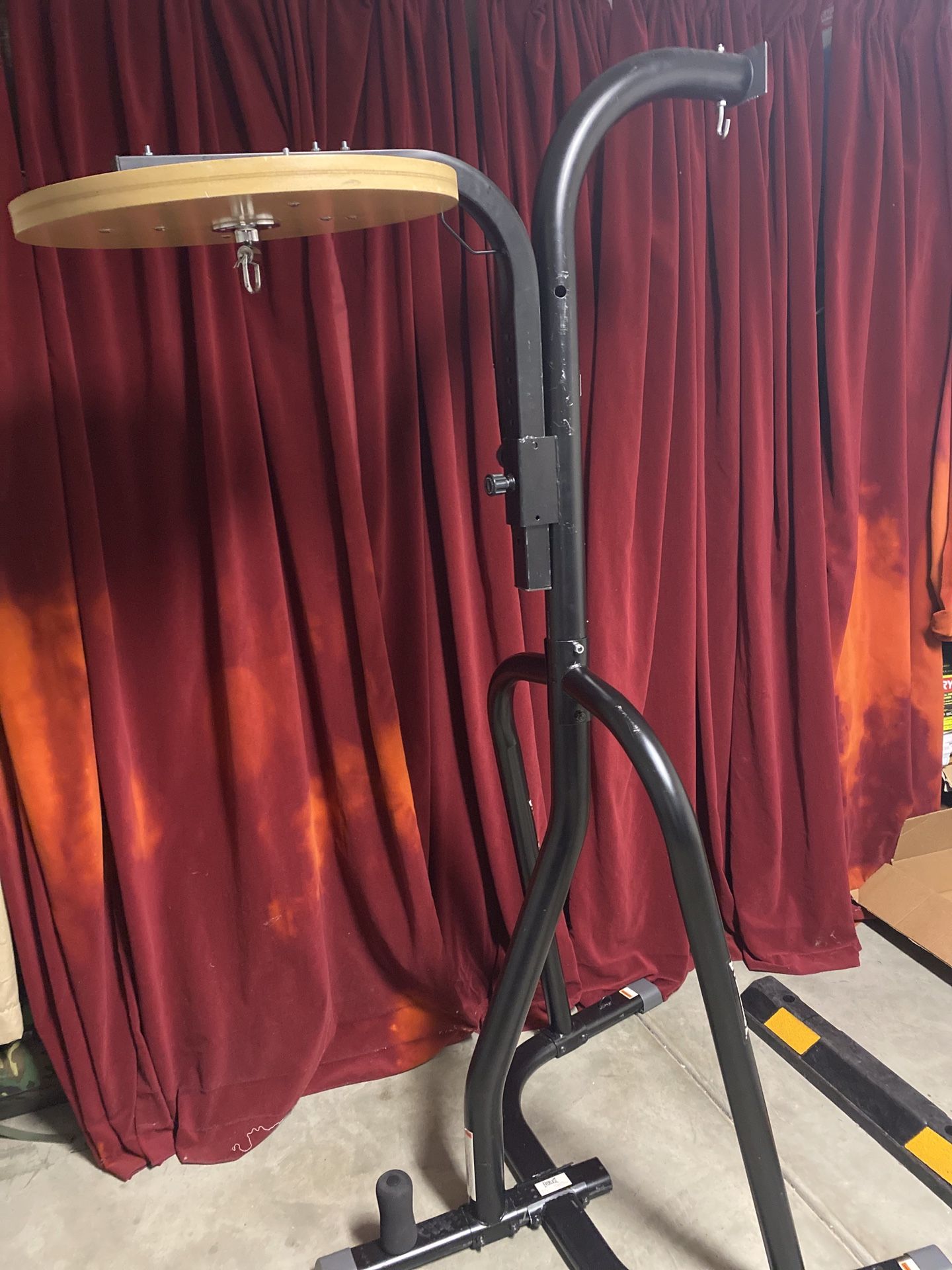 Everlast Stand with Custom Speed Bag Platform, Title Swivel And Dip Bar ...