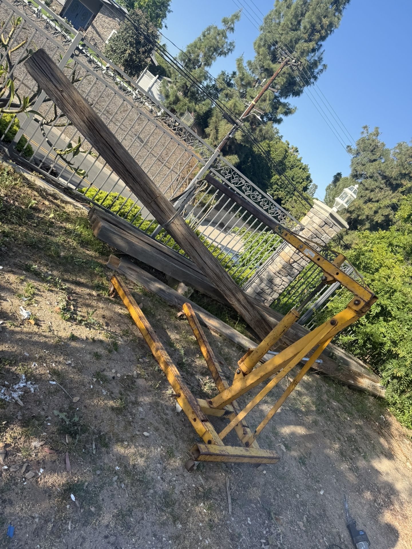 Engine, Jack for Sale in Yorba Linda, CA - OfferUp