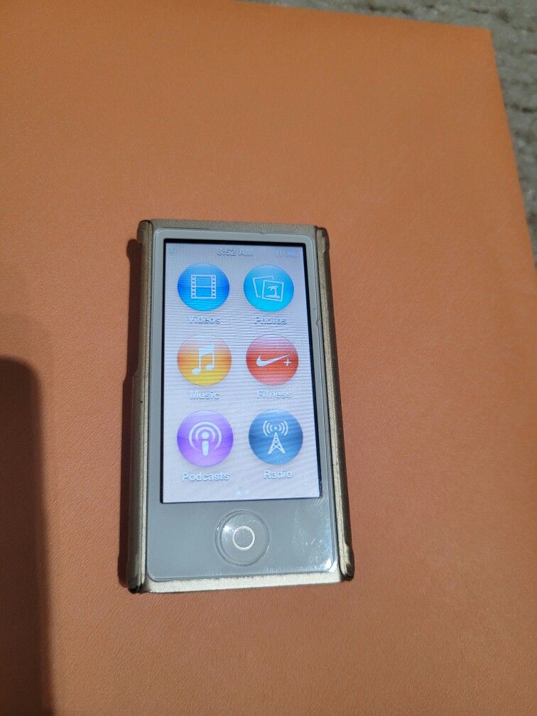 APPLE IPOD NANO 16GB GOLD 7TH GEN WORKING FINE Music player for Sale in ...