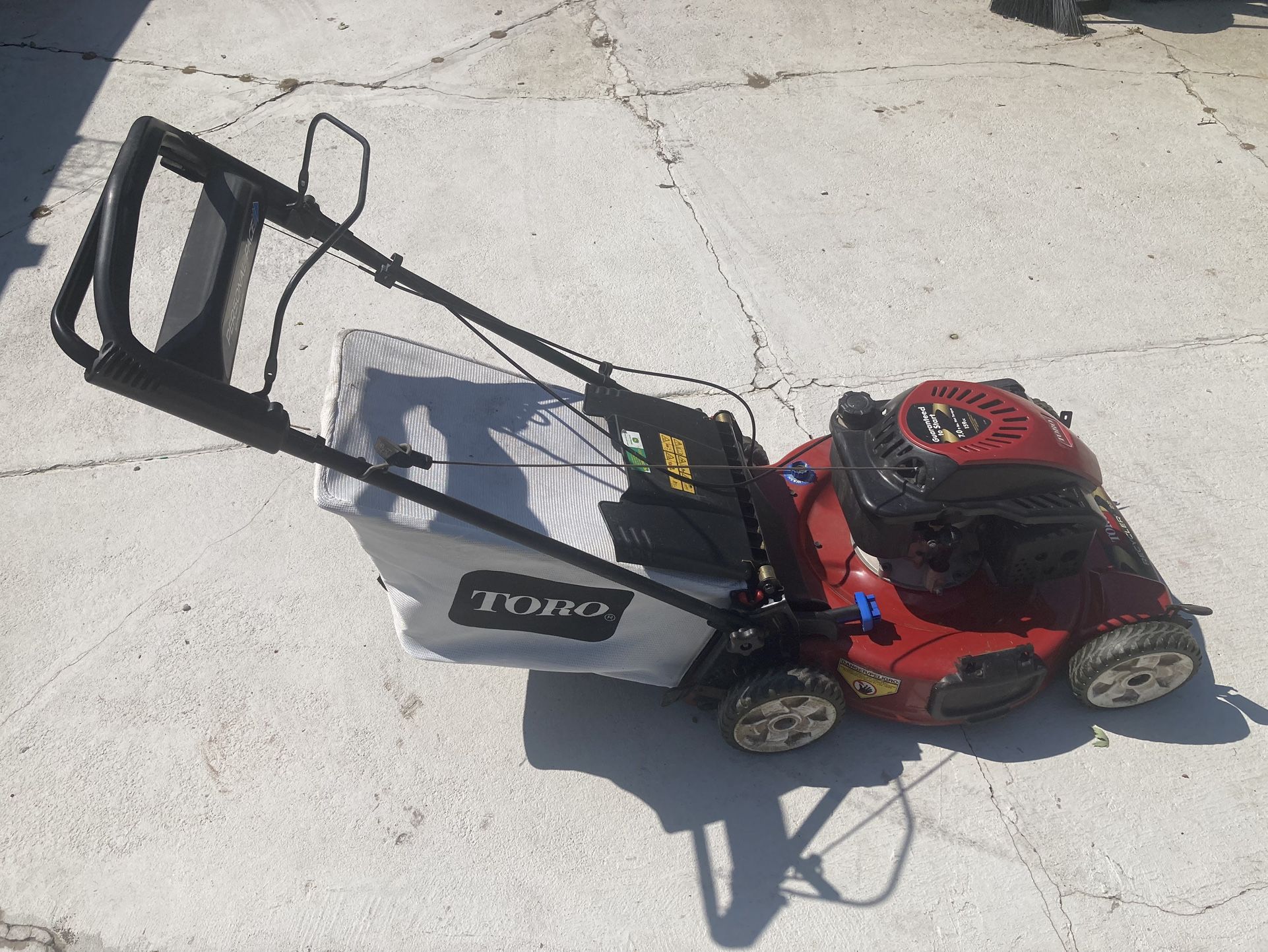 Toro Lawnmower for Sale in Alsip, IL - OfferUp