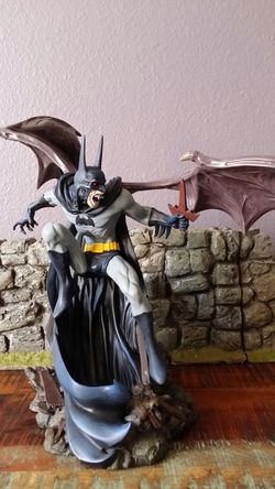 Batman Vampire Figure