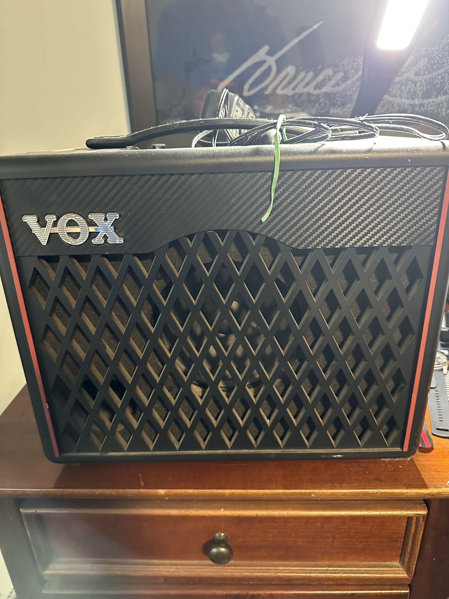 Vox VX1 Practice Amp for Sale in Santa Monica, CA - OfferUp