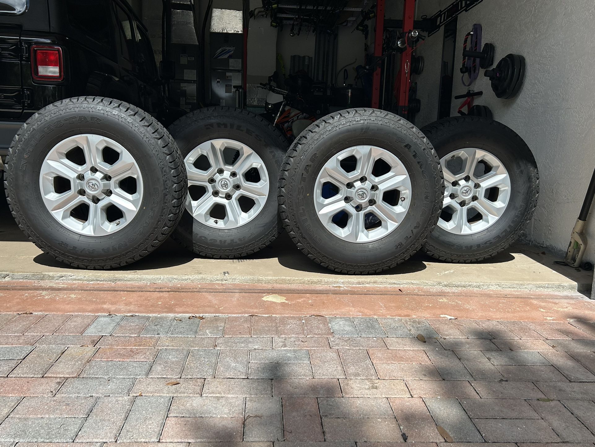 Patagonia 275/70/17 Tires for Sale in Palm City, FL - OfferUp