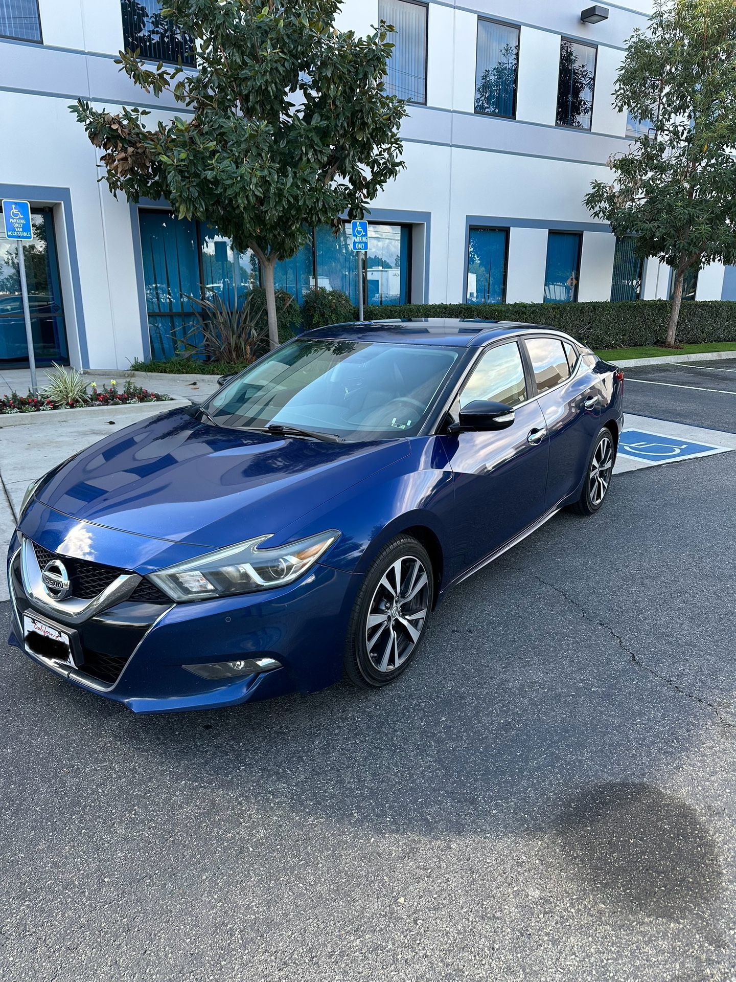 2016 Nissan Maxima for Sale in Corona, CA - OfferUp