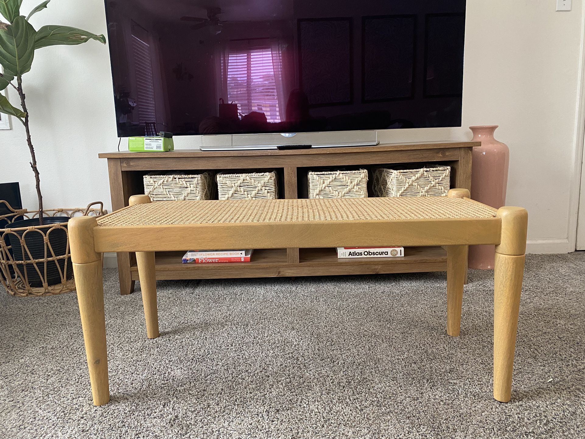 Rattan/Wicker Bench for Sale in San Diego, CA - OfferUp