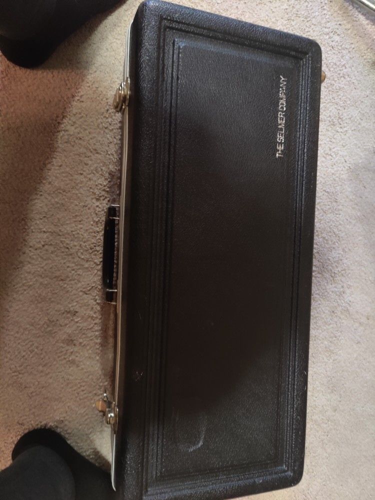 Selmer Alto Saxophone Case for Sale in Everett, WA - OfferUp