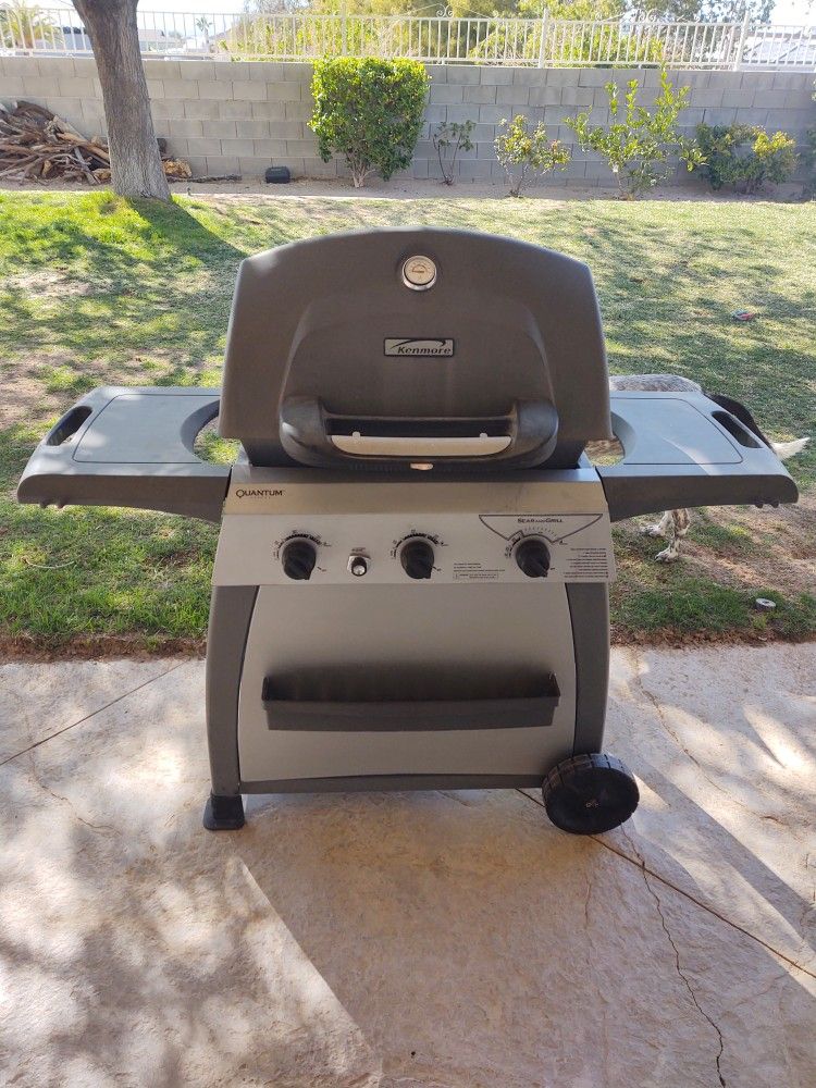 BBQ Grill Kenmore Quantum for Sale in Henderson, NV - OfferUp