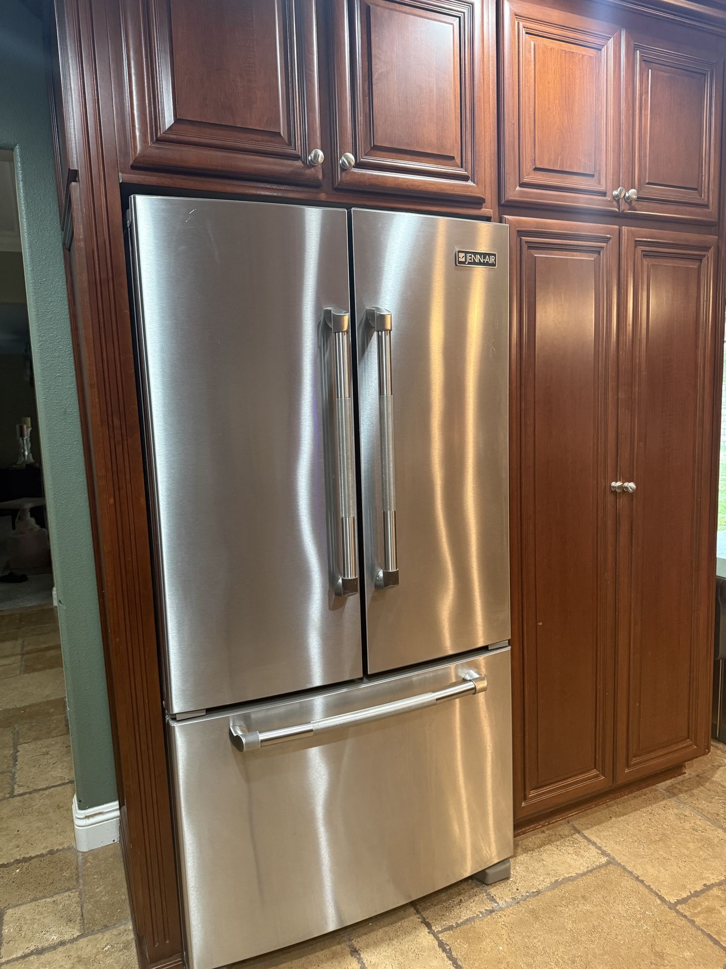 JENN-AIR Counter Depth 20 cu ft Refrigerator - MODEL# JFC2089BEP00 for ...