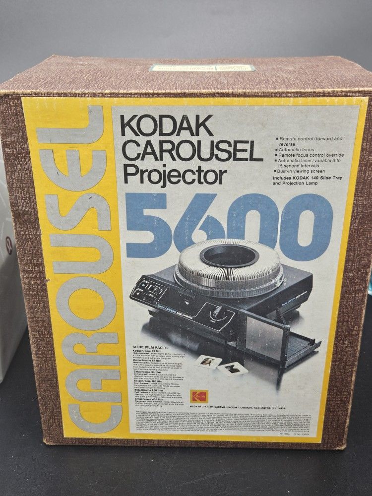Kodak Carousel 5600 Slide Projector for Sale in Braintree, MA - OfferUp