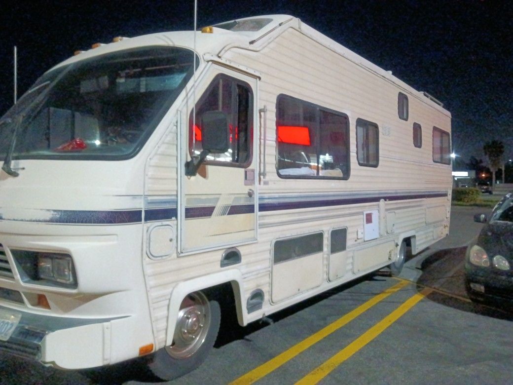 1988 GMC suncrest Rv for Sale in Chino Hills, CA - OfferUp