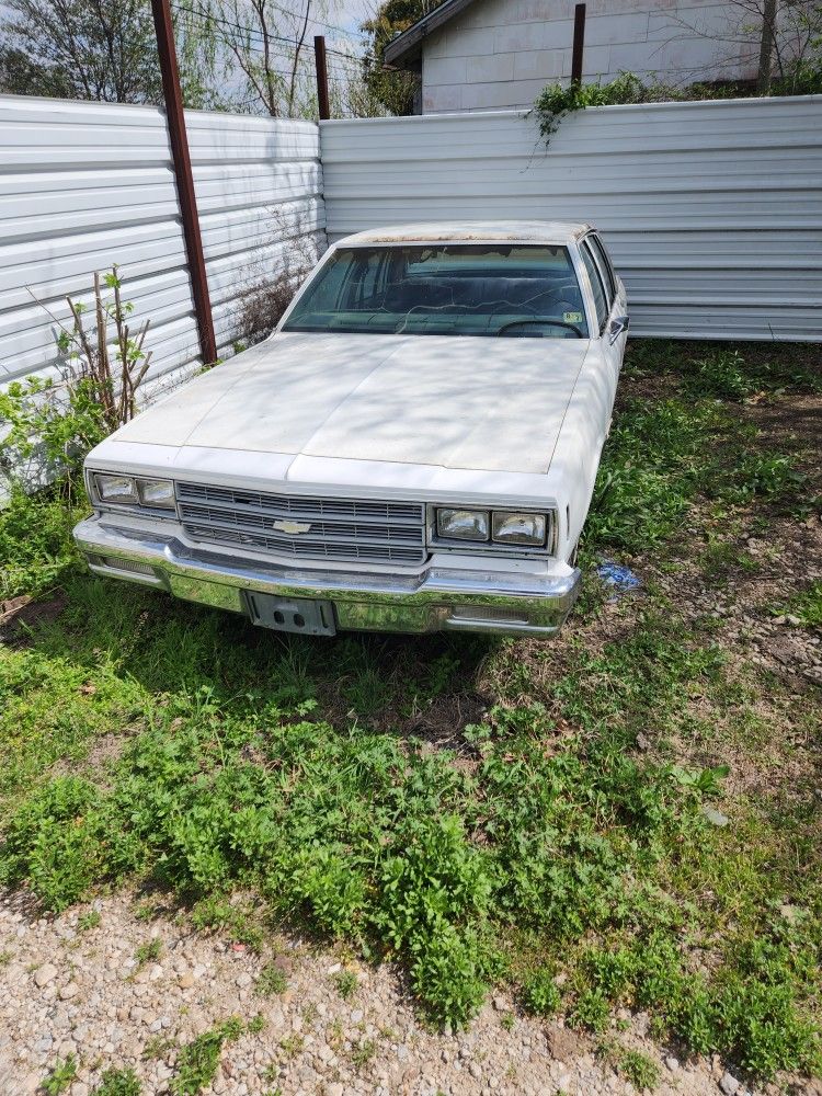 1983 Chevrolet Impala for Sale in Rockwall, TX - OfferUp