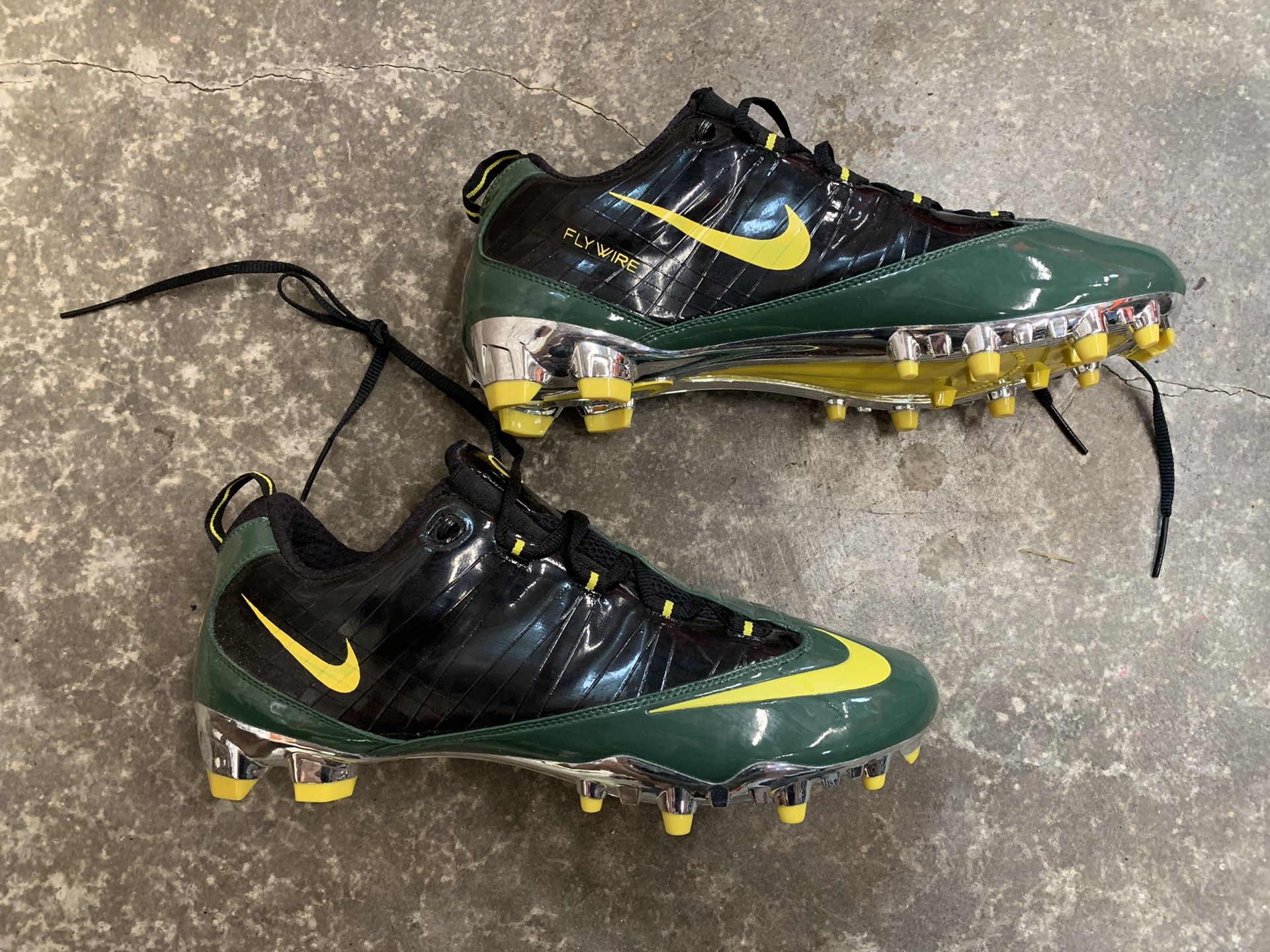 Oregon ducks Nike football cleats - team exclusive for Sale in ...
