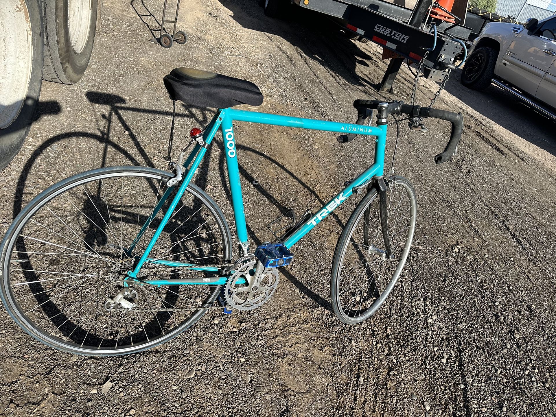 Trek 6061 T6 Road Bike for Sale in Phoenix, AZ - OfferUp