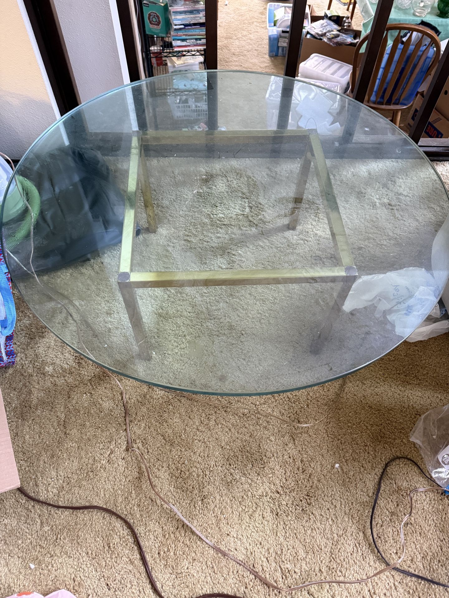 FREE Round Glass Coffee Table for Sale in Federal Way, WA - OfferUp