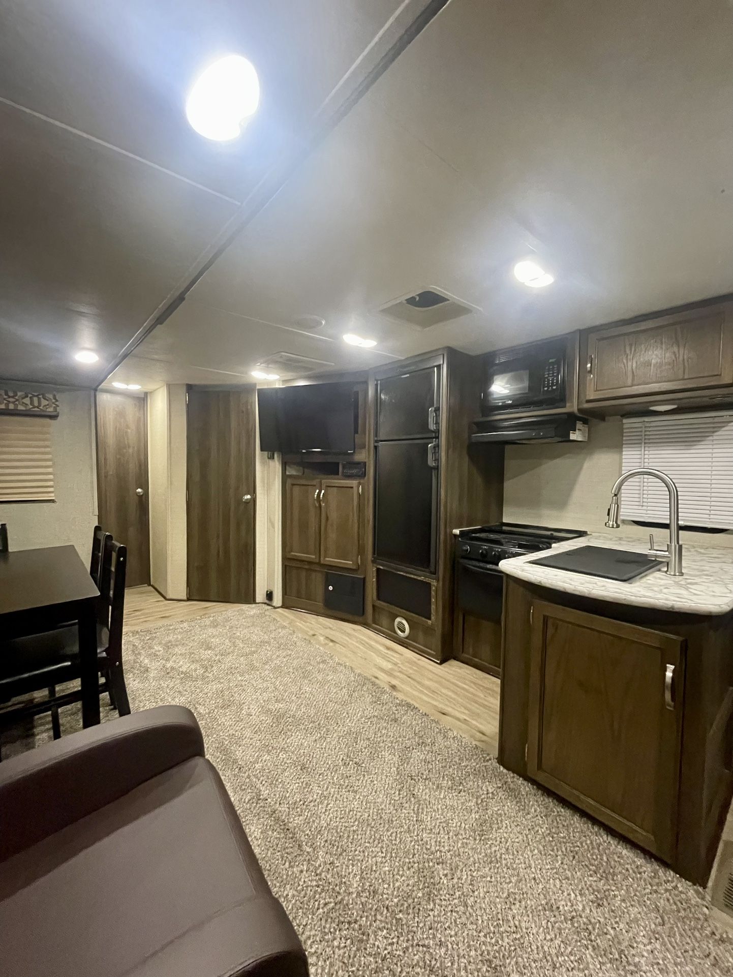 2019 Keystone Bullet RV Ultra Lite Edition. for Sale in Mesa, AZ - OfferUp