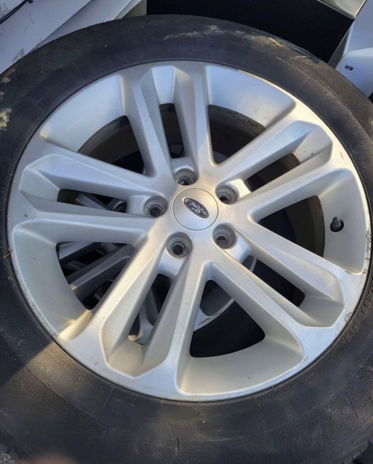 Ford Explorer Rim 18 for Sale in Chicago, IL - OfferUp