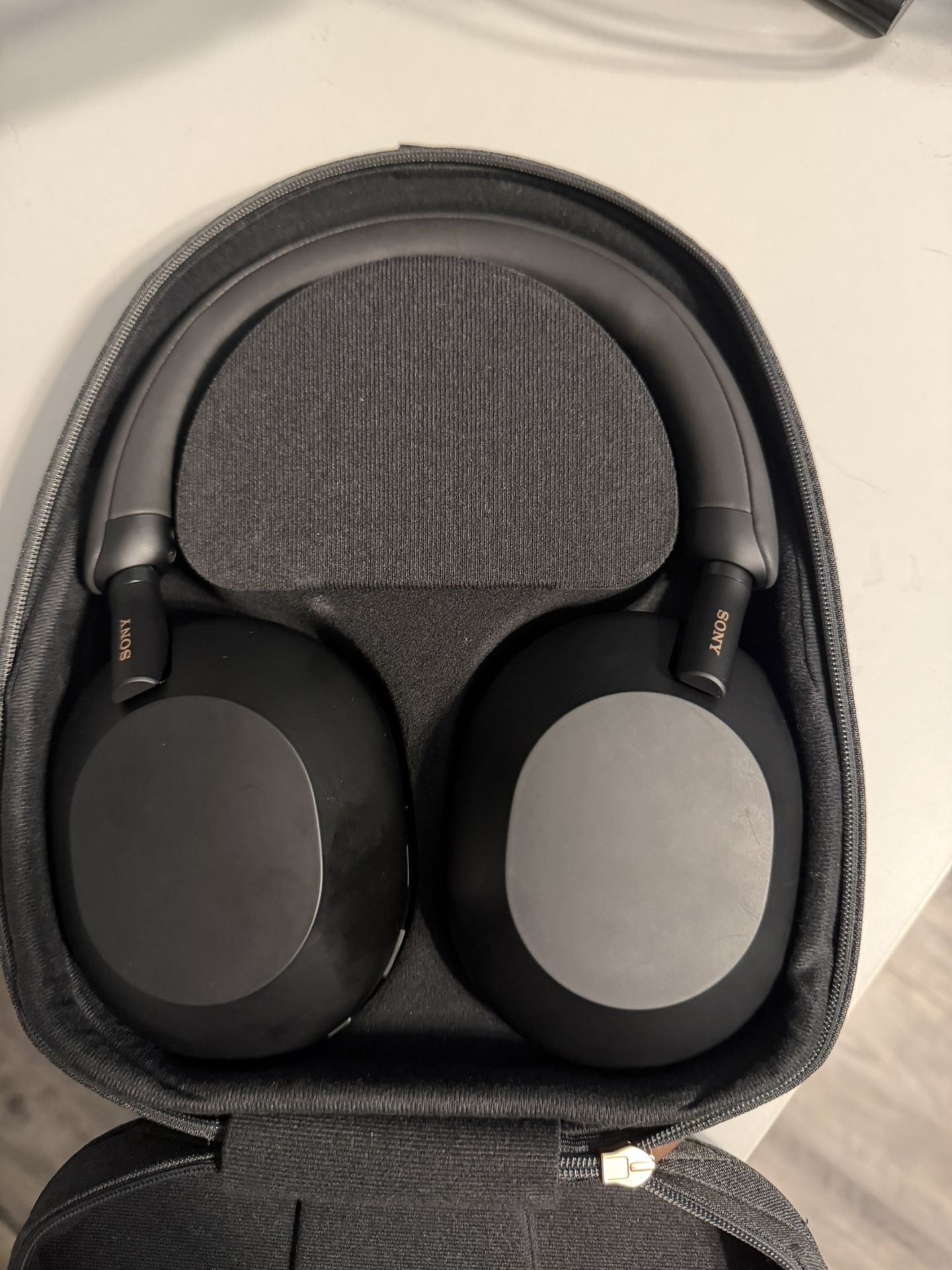 Sony Xm5 Headphones for Sale in San Antonio, TX - OfferUp