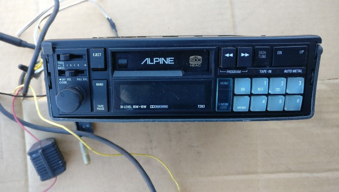 ALPINE 7283 CAR STEREO AM/FM CASSETTE RADIO With Case! (Personal) Owned ...
