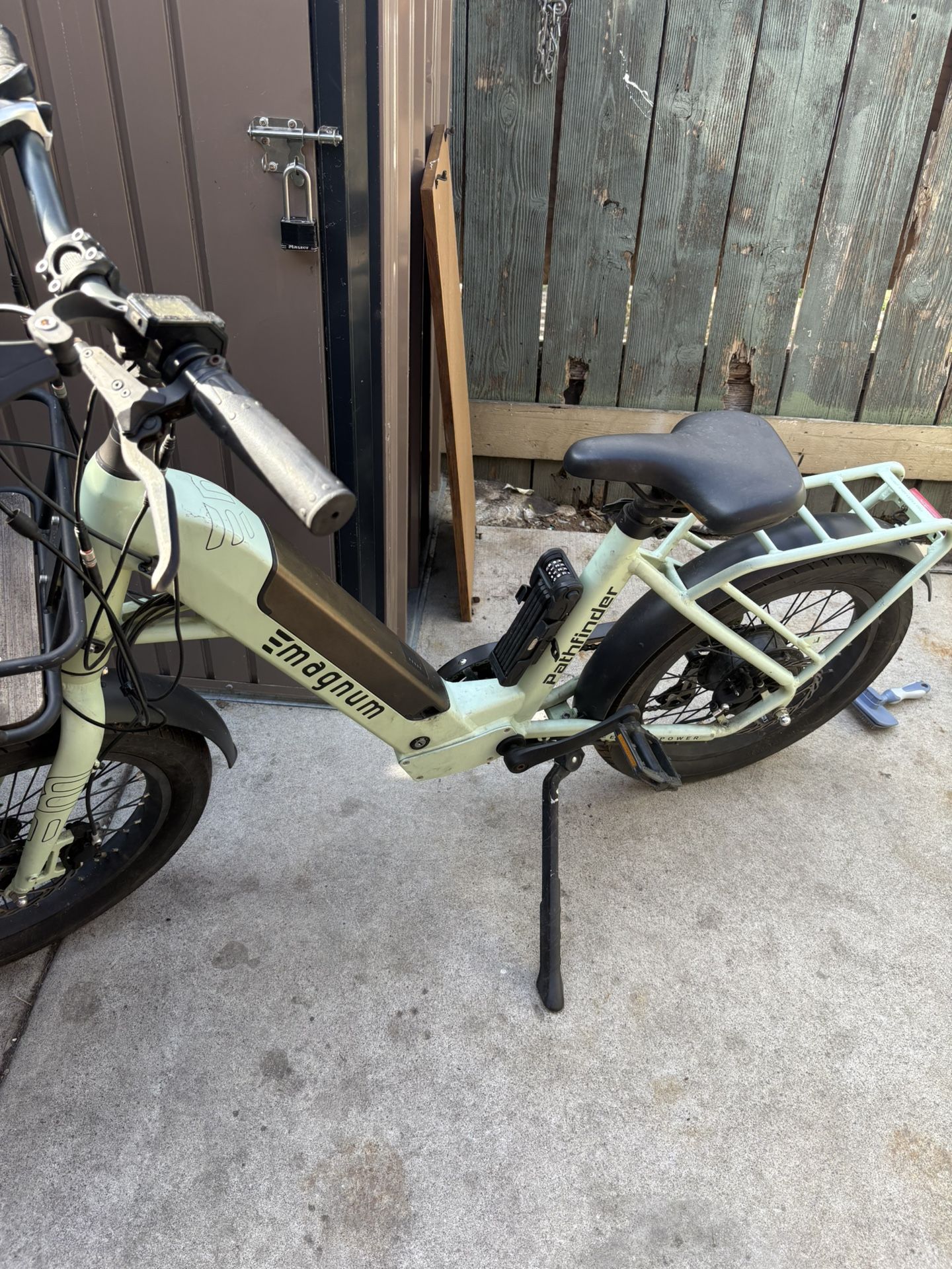 E-Bike “Magnum Pathfinder T” for Sale in Escondido, CA - OfferUp