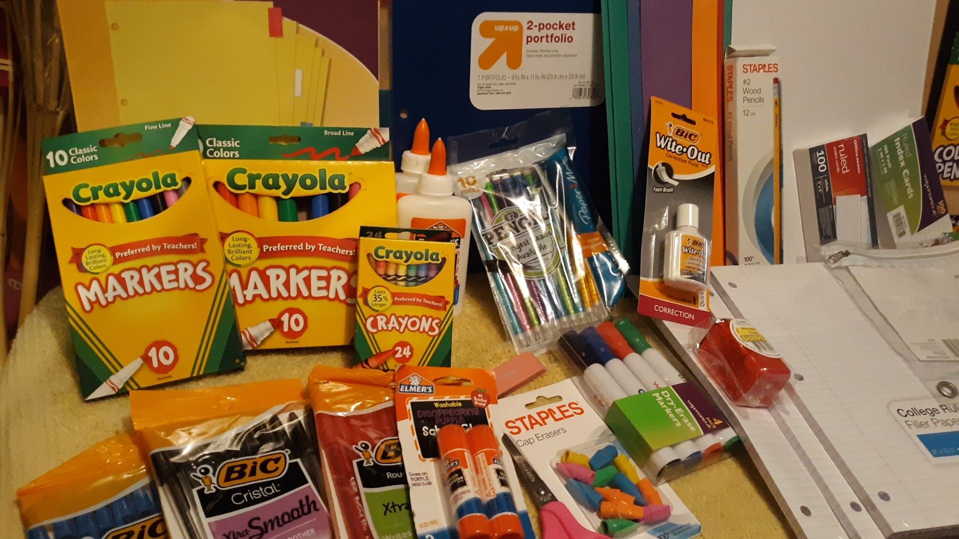 All New Back to school supplies bundle $35 for Sale in Hazard, CA - OfferUp