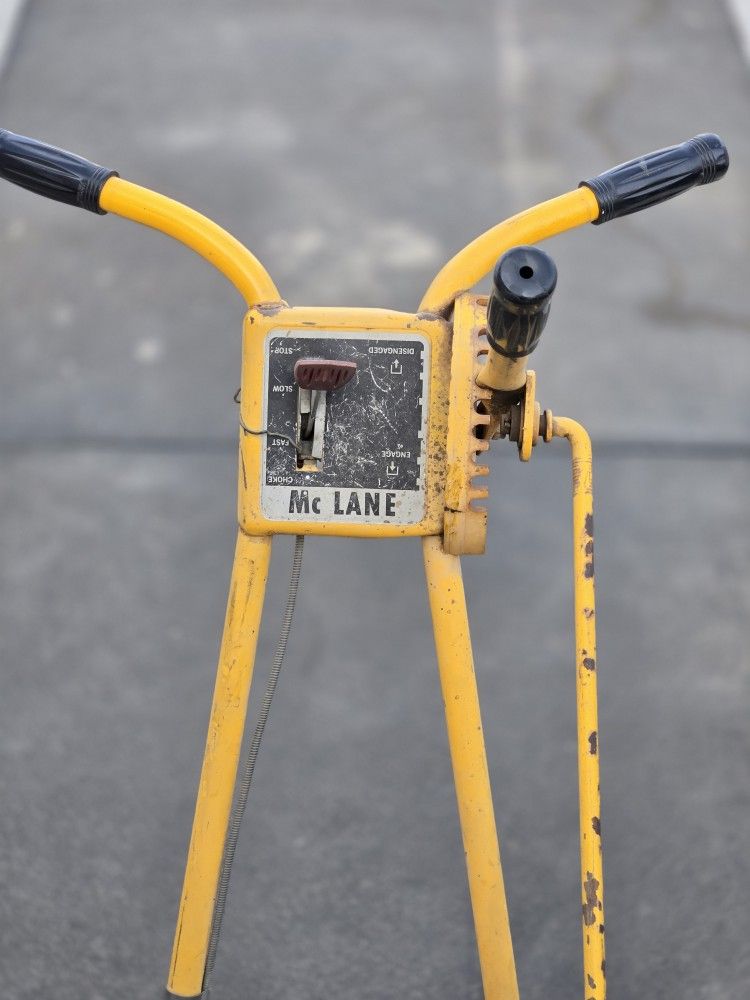 Mc Lane Edger for Sale in Hesperia, CA - OfferUp
