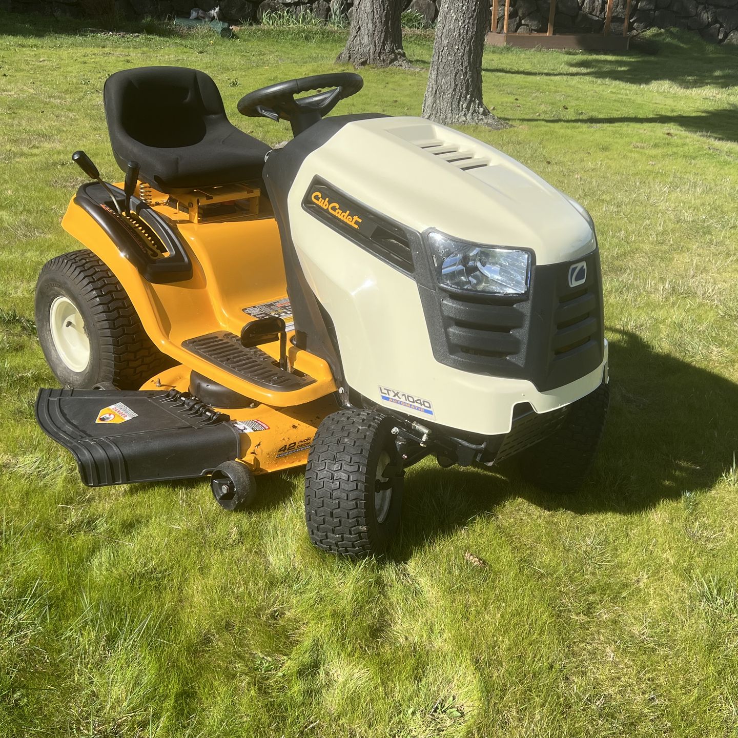 Cub Cadet LTX1040 Lawn Mower for Sale in Bremerton, WA - OfferUp