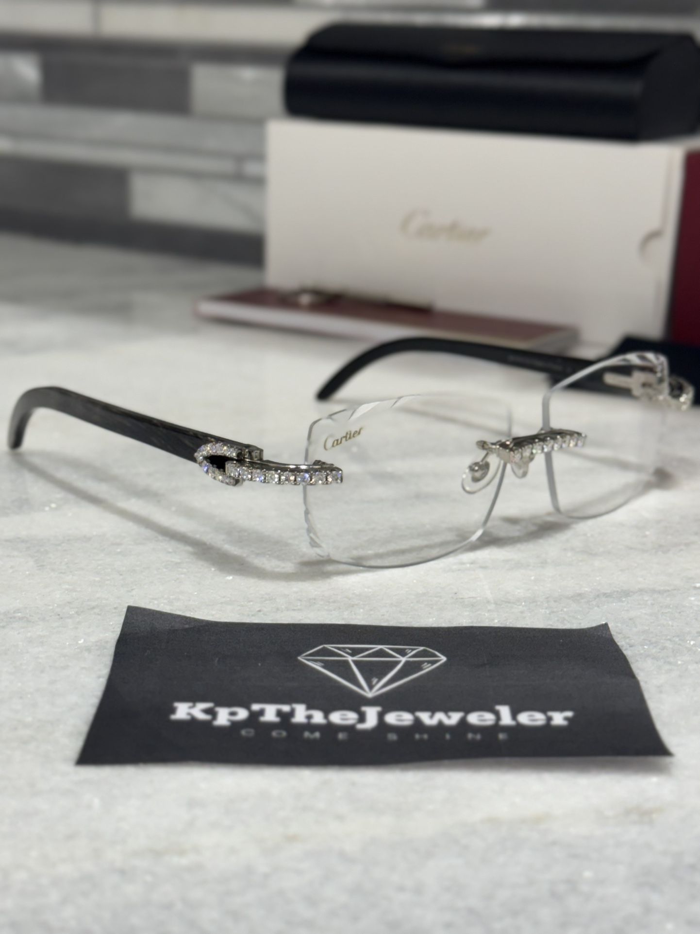 Cartier Black Buffs Clear Diamond Cut Lenses Silver for Sale in Detroit ...