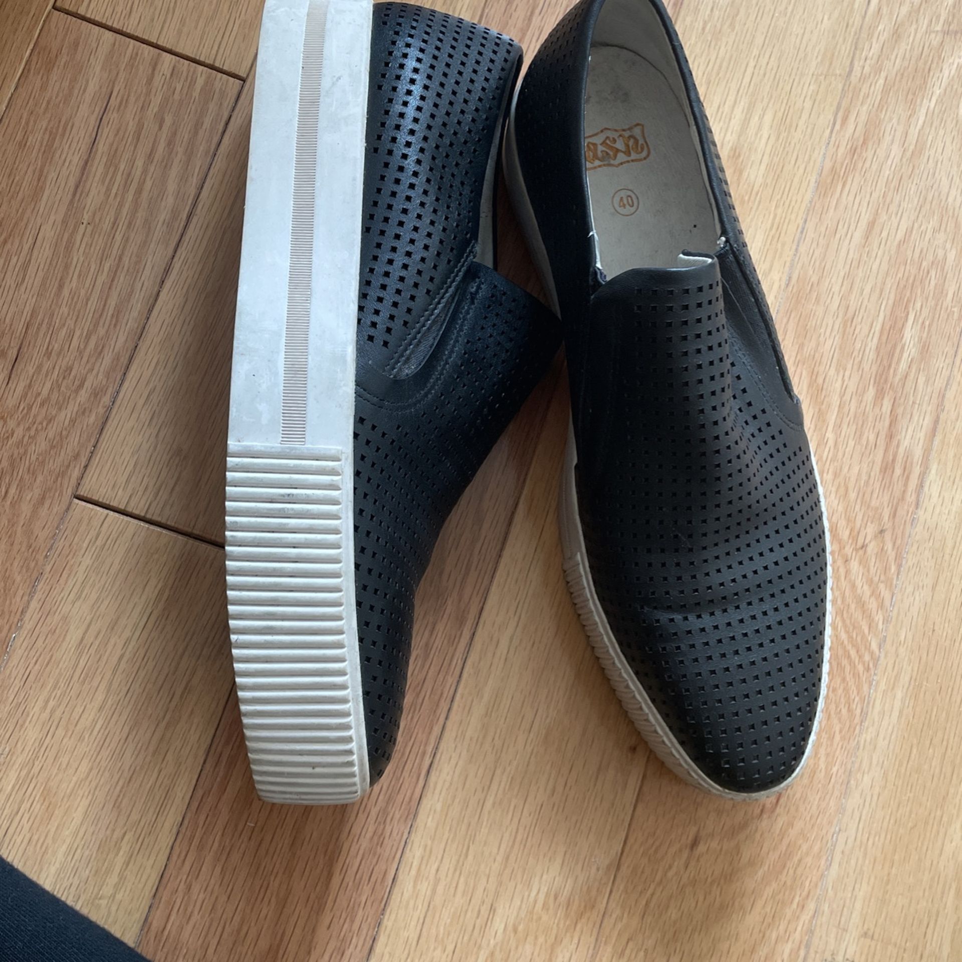How To Wear Ash Shoes