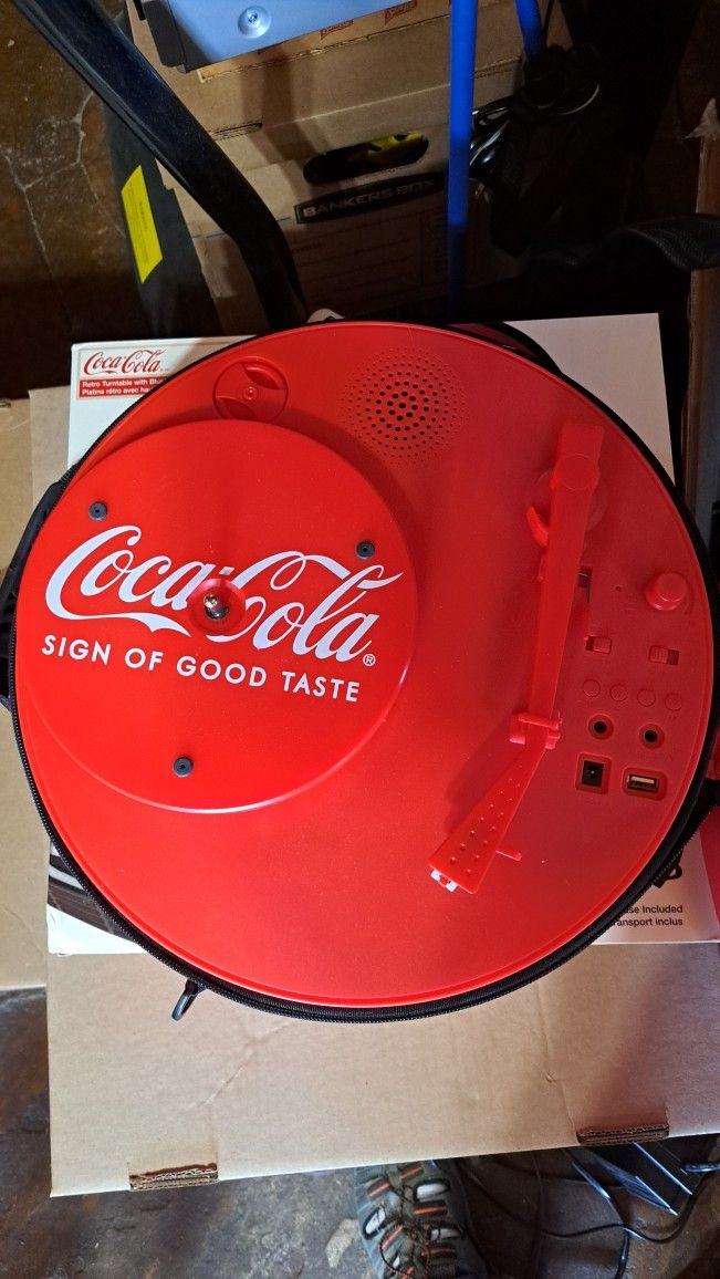 Coke Cola Record Player for Sale in Tempe, AZ - OfferUp