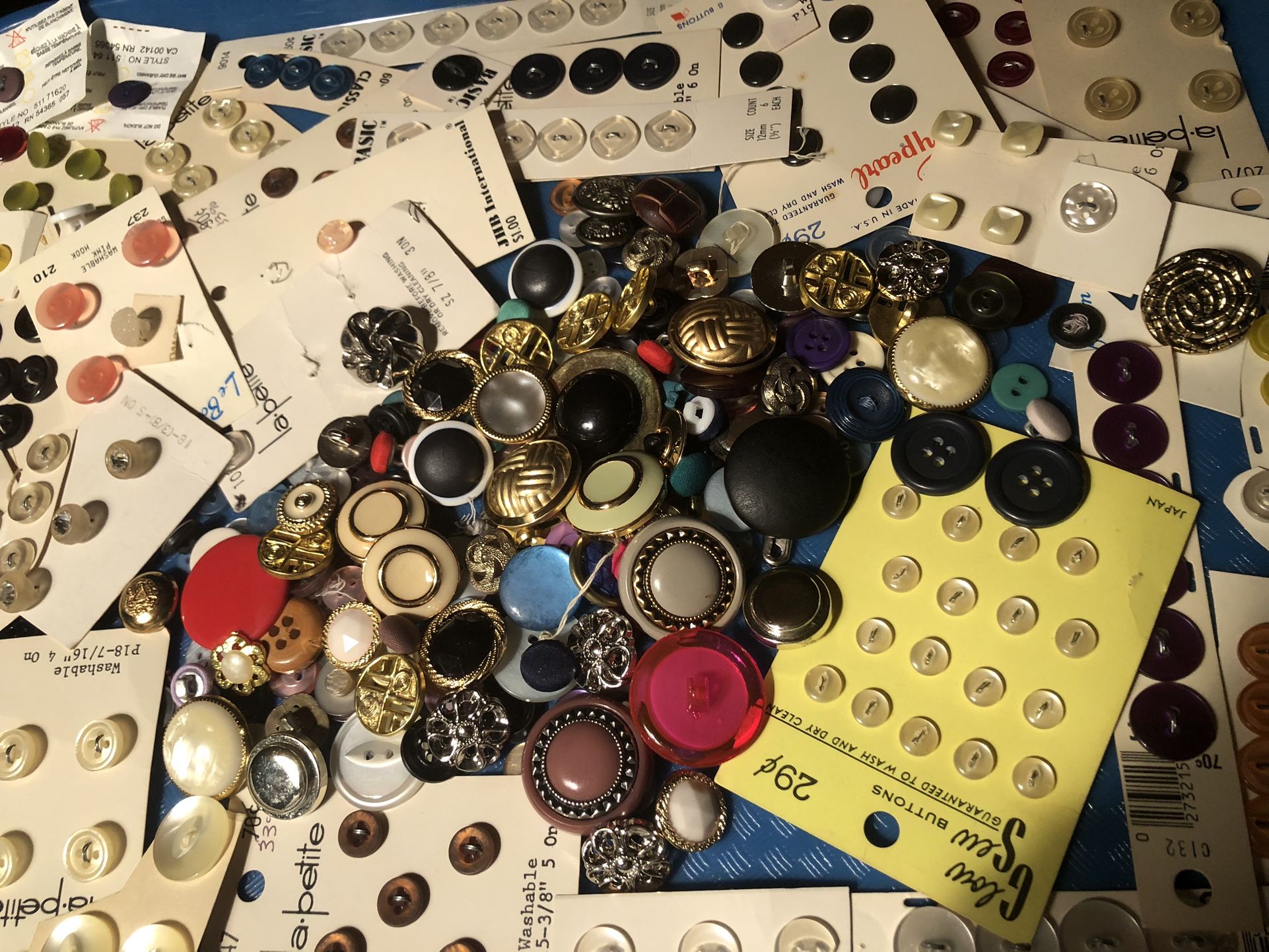 Retro Buttons for Sale in Springdale, AR - OfferUp