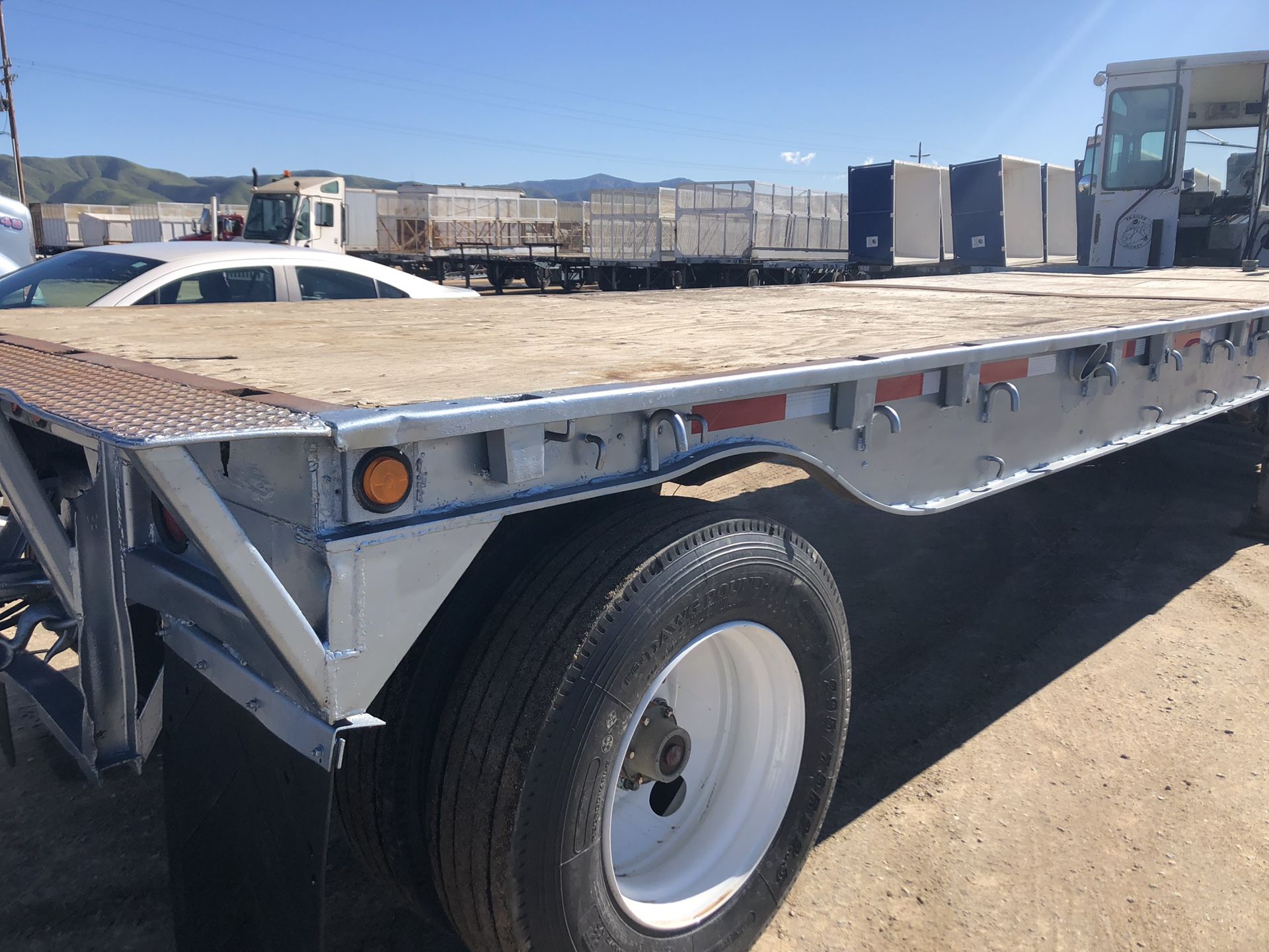 (2)sets 28’ flatbed trailer doubles for Sale in Hollister, CA - OfferUp