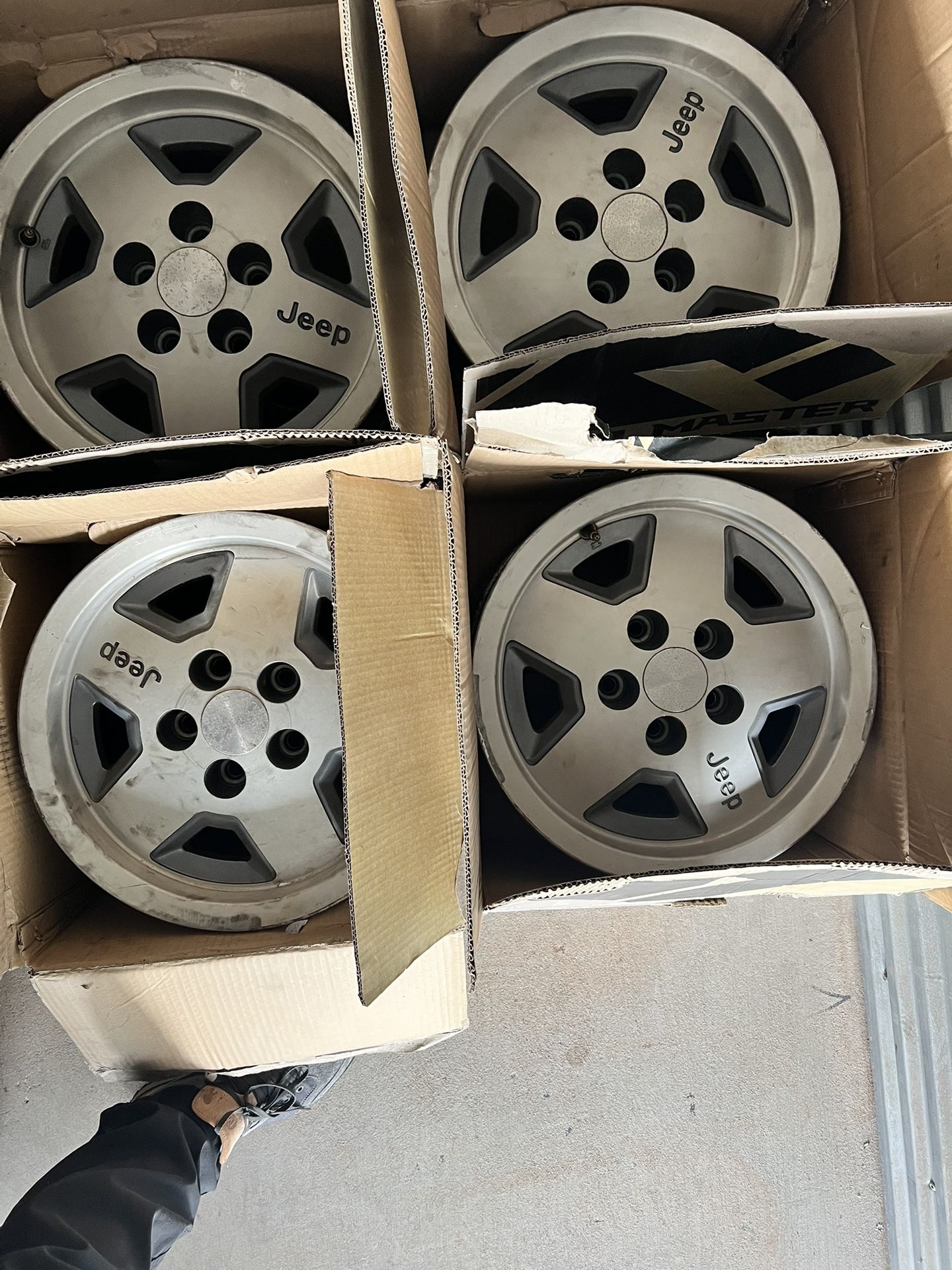 YJ Jeep Wrangler Rims 15x7 for Sale in Tempe, AZ - OfferUp