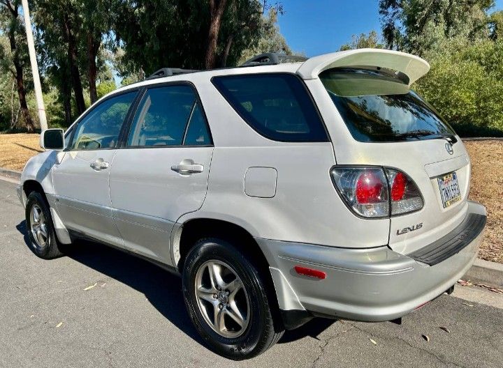 2002 Lexus Rx 300 for Sale in Temecula, CA - OfferUp