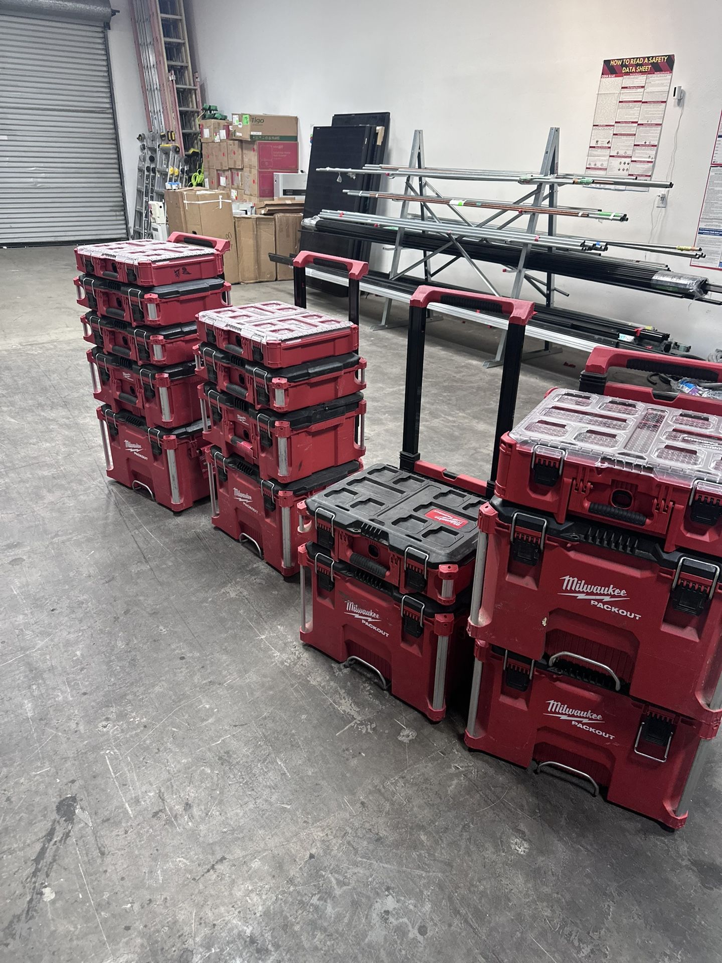 Milwaukee Pack Out. Multiple for Sale in Santa Ana, CA - OfferUp