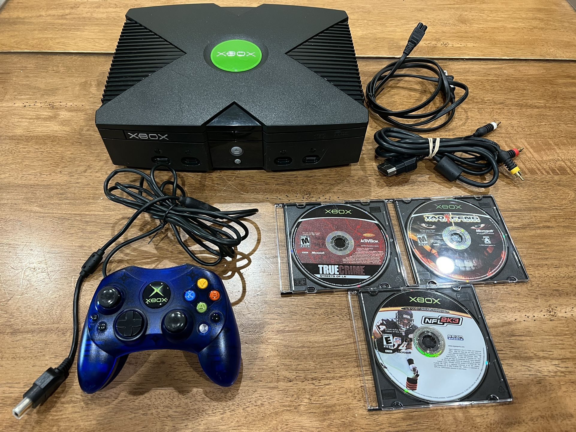 Microsoft Xbox Original Console w/ Cords, Controller, Remote, & 3 Games ...