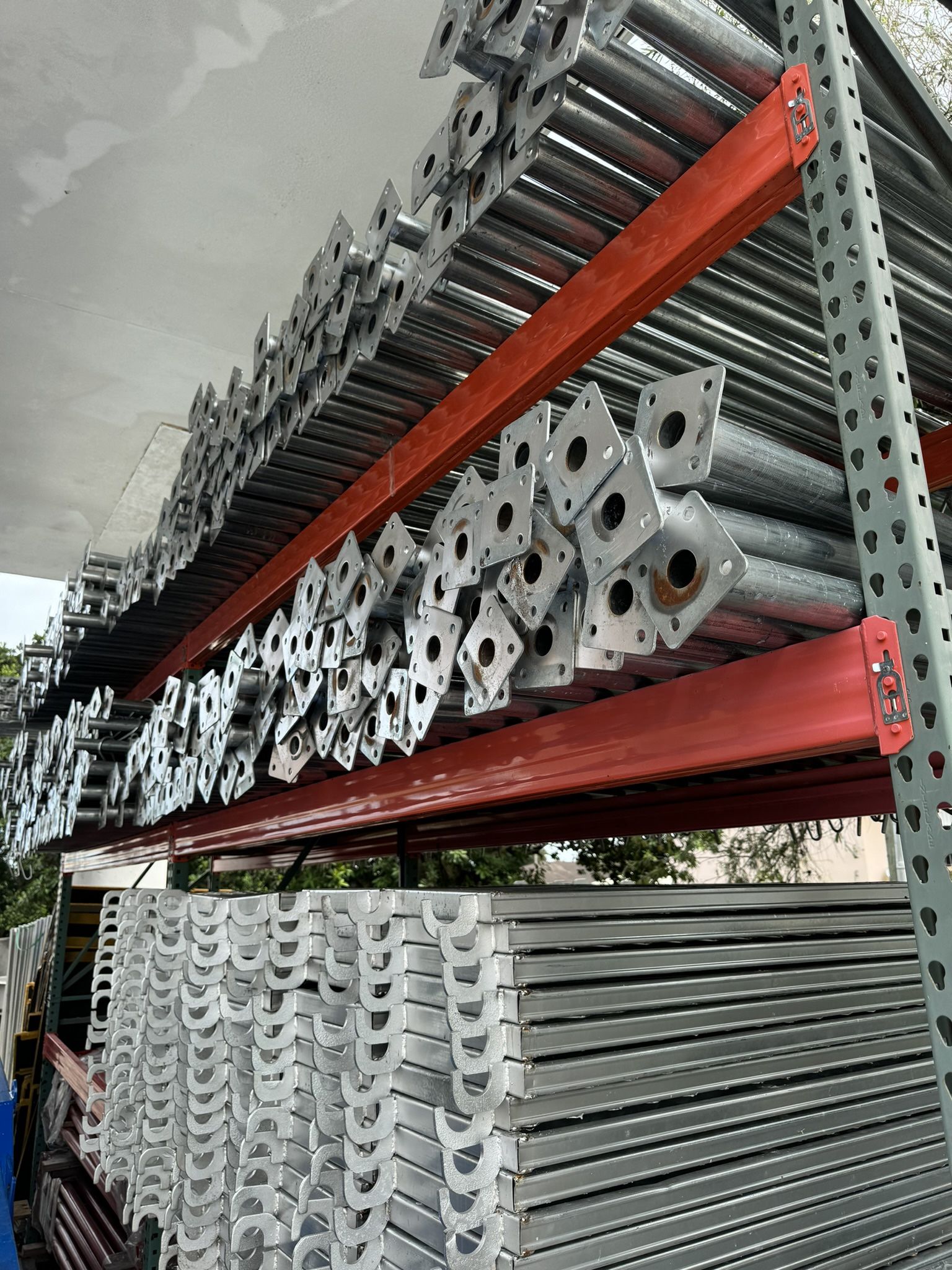 Post Shore & Scaffolds Brand New for Sale in Fort Lauderdale, FL - OfferUp